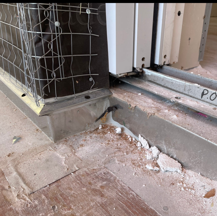 Wall to Deck Metal Flashing Detail - Polyurethane Waterproof Installat ...